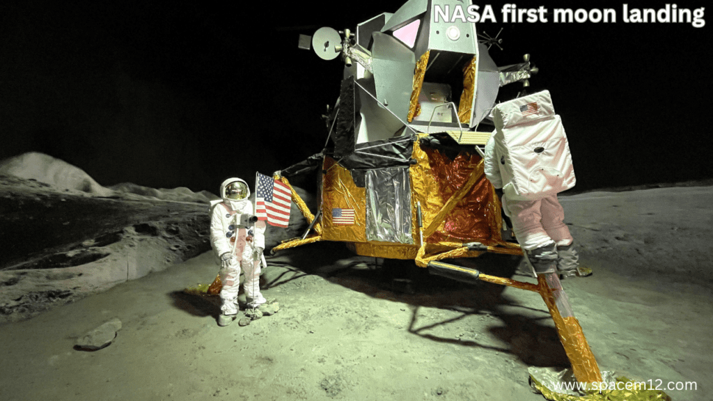 NASA first moon landing - Space M12